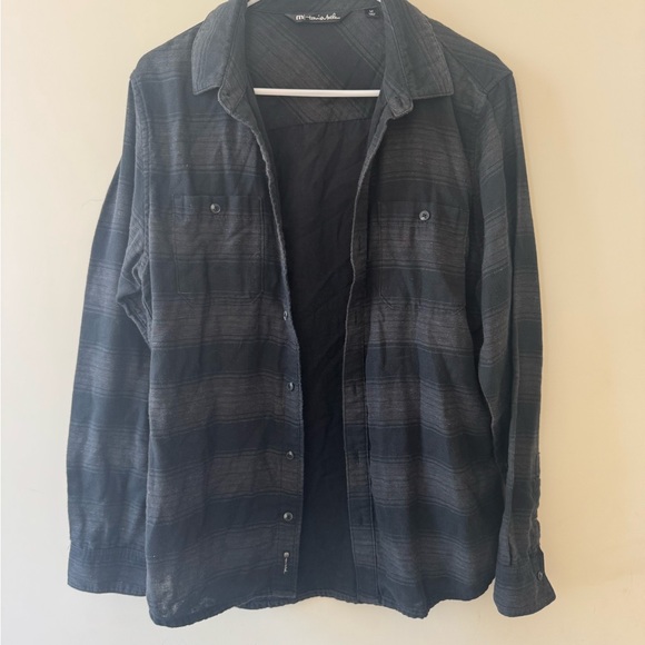 Travis Mathew | Jackets & Coats | Travis Mathew Black Lightweight Shirt ...